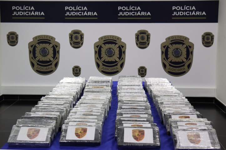 PJ ASSINALA DIA INTERNACIONAL CONTRA O ABUSO E TRÁFICO ILÍCITO DE ...