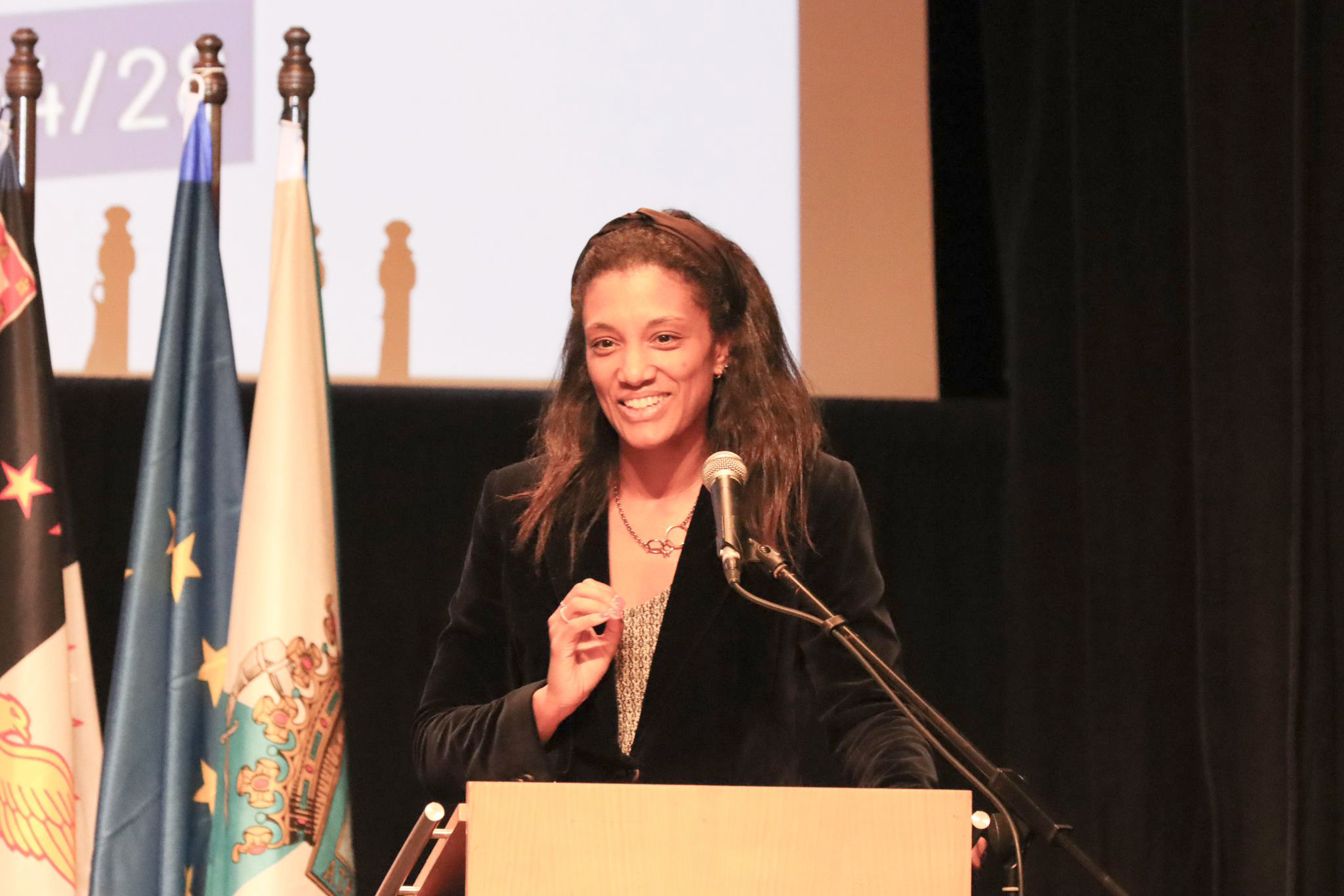 MÓNICA SEIDI ASSUME COMPROMISSO PELA IMPORTÂNCIA DA IGUALDADE DE GÉNERO ...