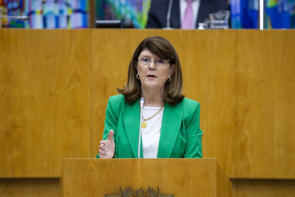 TRANSPORTE EM TÁXI NOS AÇORES COM NOVO REGIME JURÍDICO ADAPTADO À ...